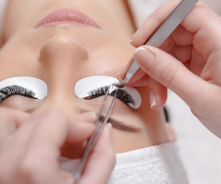 Quels sont les tarifs pour une pose d'extension de cils ? | Formanails